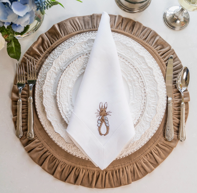 PETER RABBIT NAPKIN SET – Millstone Market & Nursery